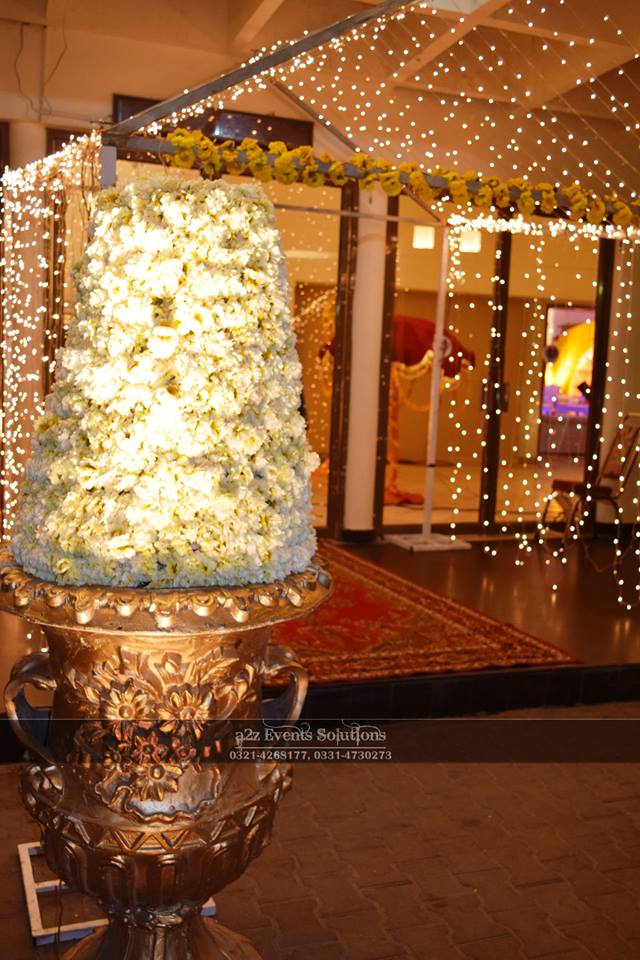 Mehndi Half Moon Stage - Desom Cantt Lahore - A2z Events Solutions